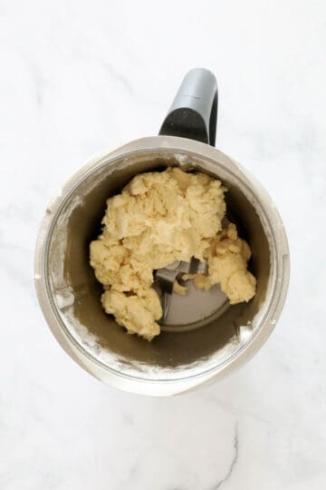 Thermomix Apple & Cinnamon Scrolls - Thermobliss